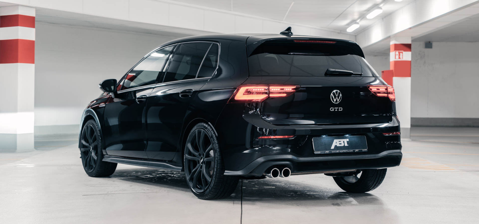 VW Golf 8 –ABT: ένα Golf μεθυστικό! - TheCars.gr
