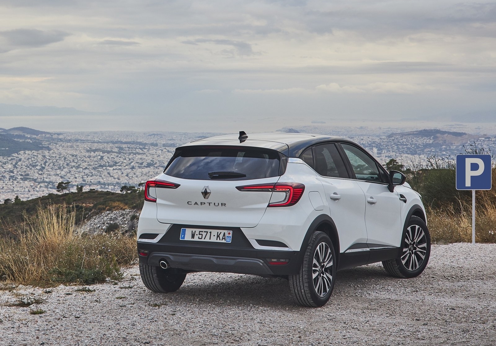 Renault Captur: Γεμάτο πλεονεκτήματα - TheCars.gr