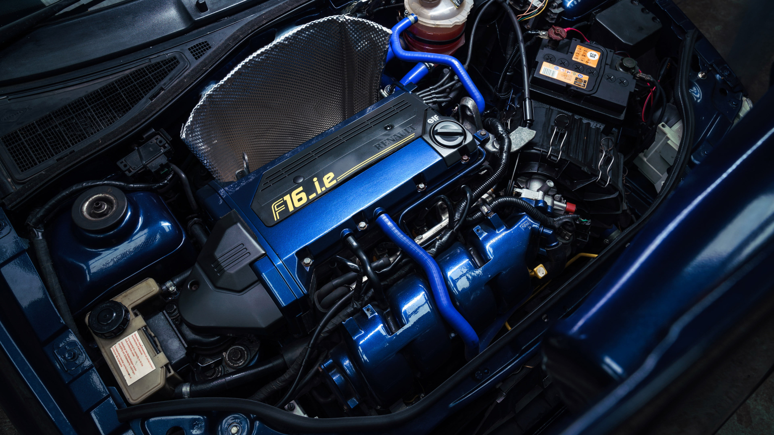 Renault Clio Williams: Τεχνικά χαρακτηριστικά που ξεχωρίζουν - TheCars.gr