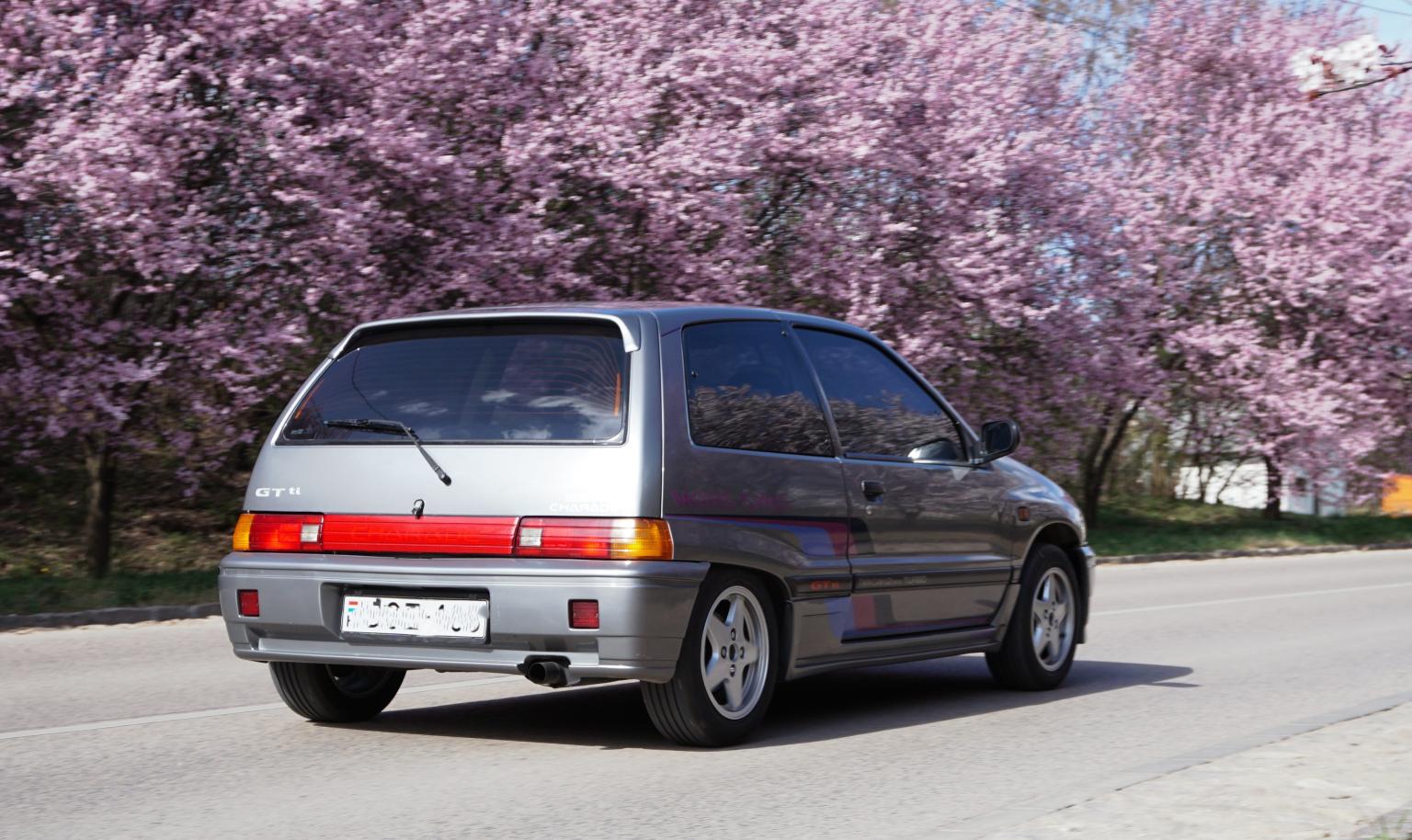 Daihatsu Charade GTti: πυραυλάκι τσέπης! - TheCars.gr