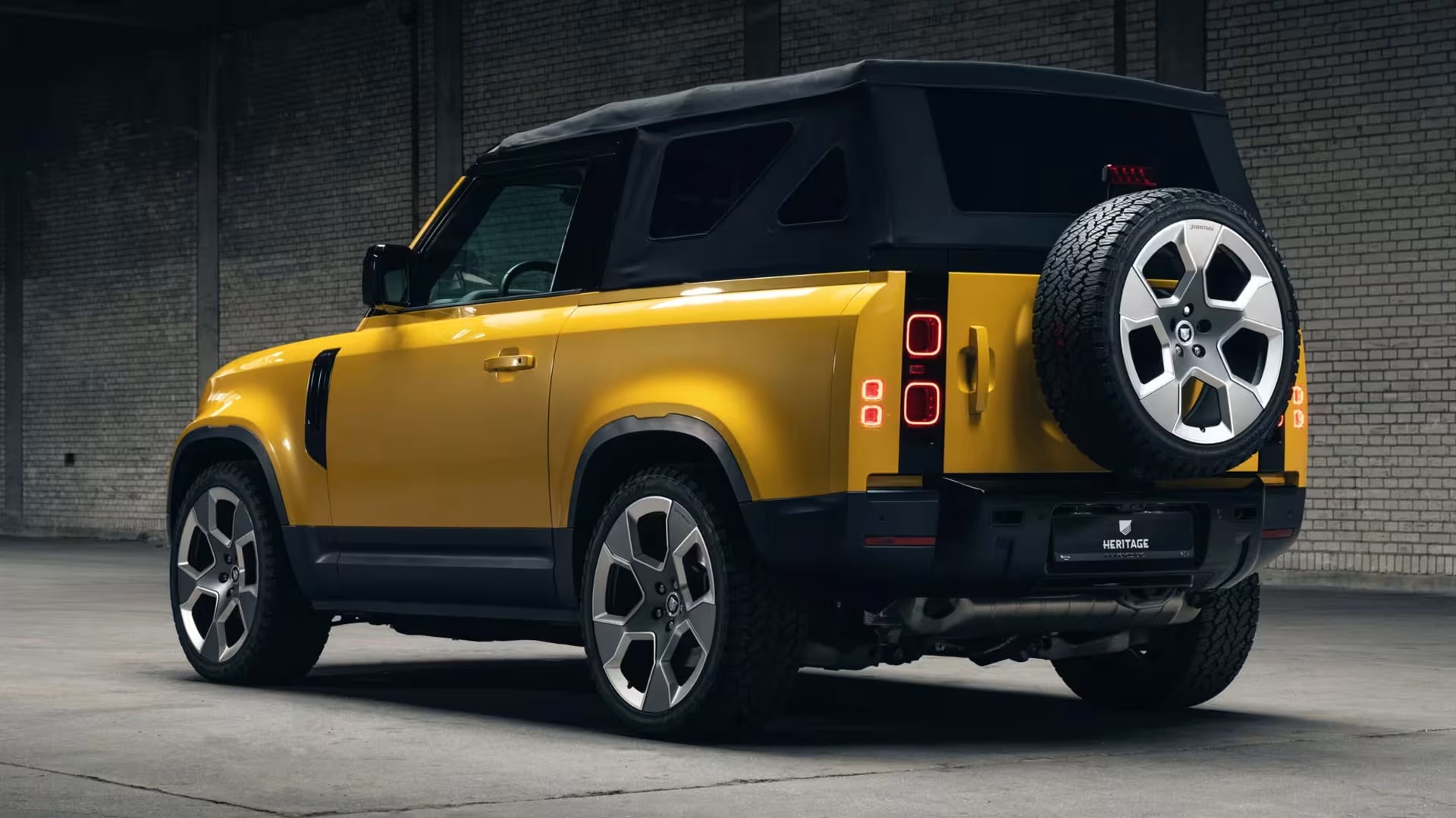 Land Rover Defender: Τώρα και σε έκδοση κάμπριο - Πόσο θα κοστίζει ...