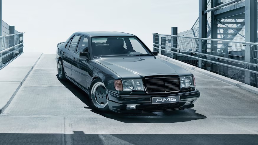 Mercedes-Benz 300E 5.6 AMG 375 PS: Το πιο βάναυσο γερμανικό σεντάν ...