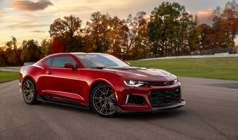 Η νέα Chevrolet Camaro είναι εδώ, αλλά είναι μόνο για τις πίστες ...